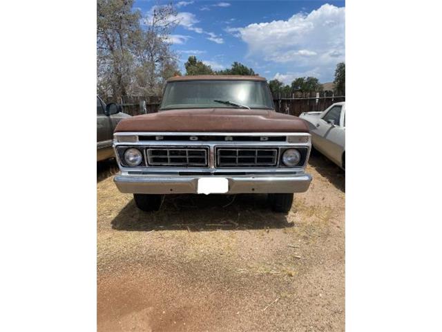 Ford F250 1975 - Import Direct Car Sales