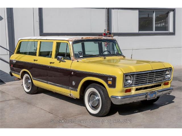 International Harvester Travelall 1975 - Import Direct Car Sales