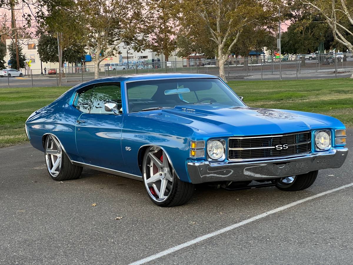 chevrolet chevelle 1971 - Import Direct Car Sales